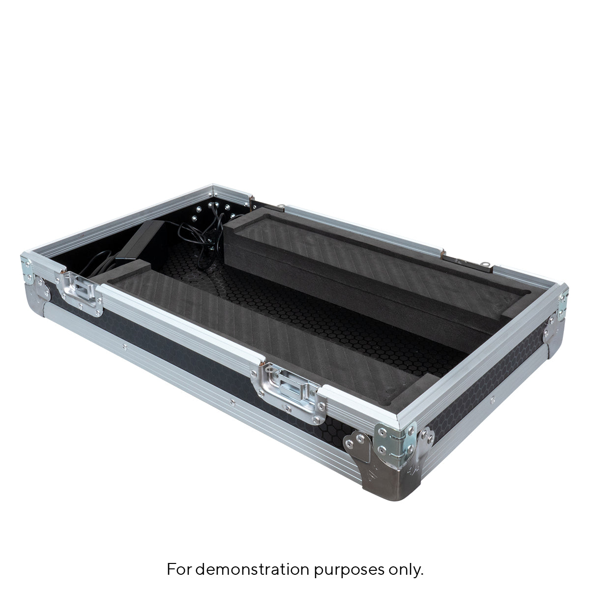 Yamaha DM3 Mixer Road Case, by Titan AV